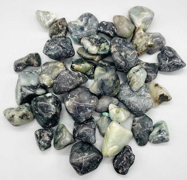 1 lb Emerald tumbled stones-Azuregreen